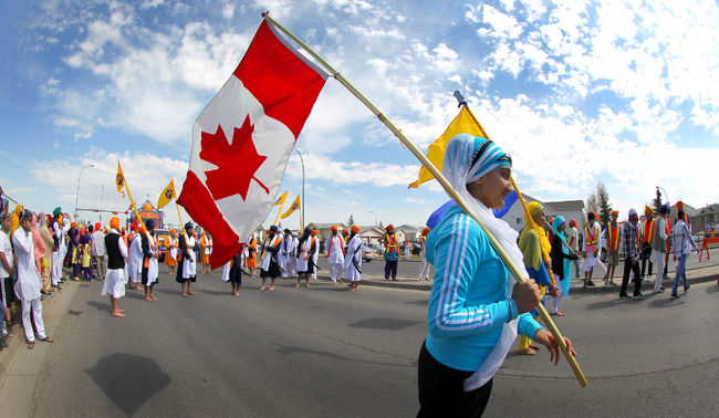 Calgary Sikhs hit the streets for annual parade ~ A pictorial | SikhNet