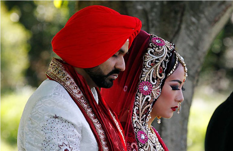 Traditional Sikh Ceremony for Untraditional Couple | SikhNet