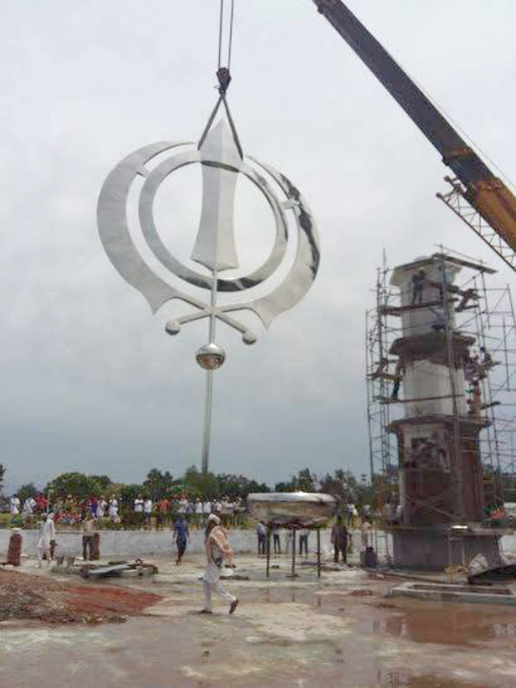 Monumental Khanda Erected In Anandpur Sahib | SikhNet