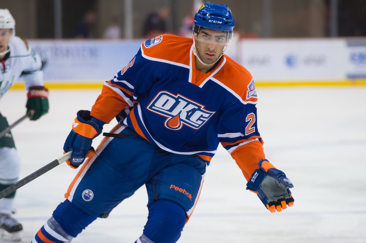 Pro Hockey Player Jujhar Carries Pride of Community | SikhNet