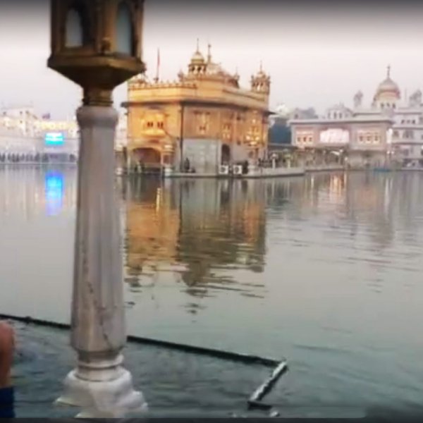 Morning Time At The Golden Temple | SikhNet
