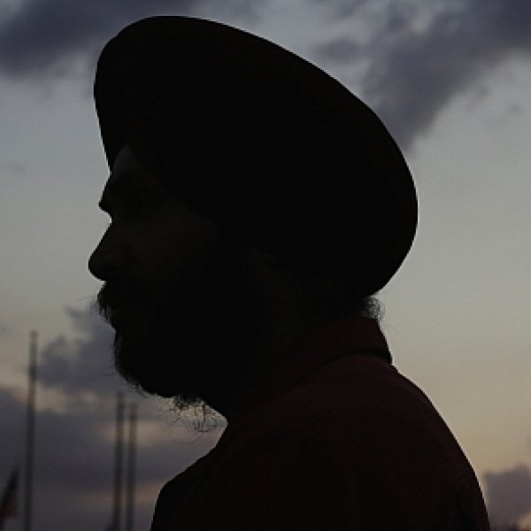 Sikh bus driver in Finland fights for his right to wear turban | SikhNet