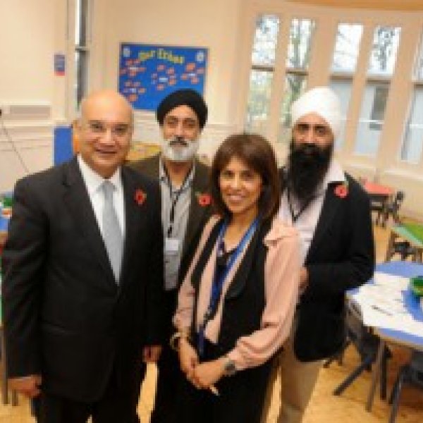 Leicester's 1st Sikh School Finally Opens | SikhNet