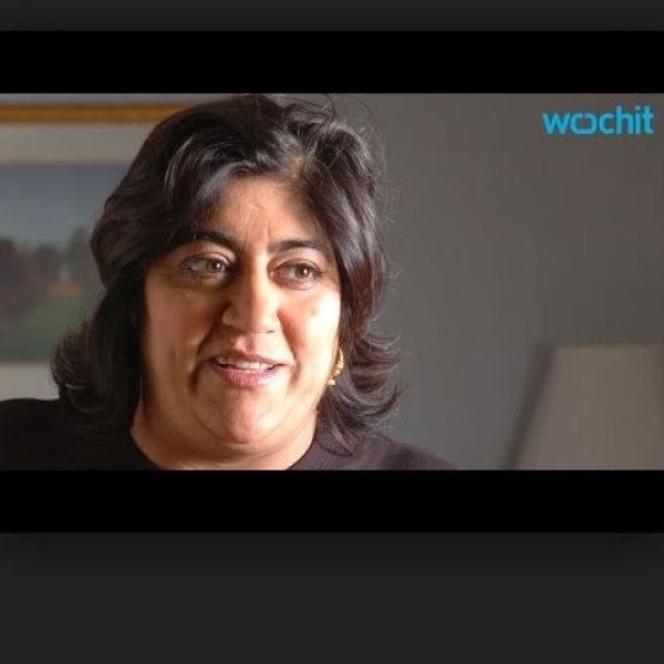Gurinder Chadha at the V&A : Sikh Treasures. | SikhNet