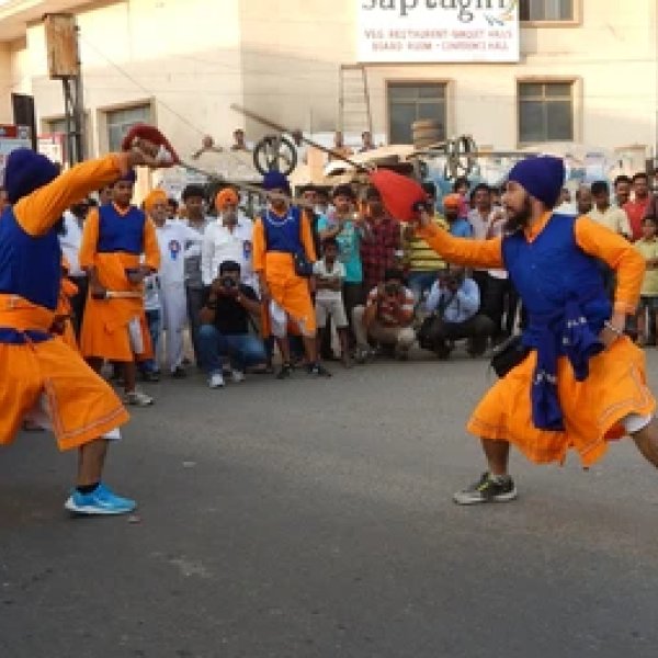 Gatka -The Traditional Sikh Martial Art | SikhNet