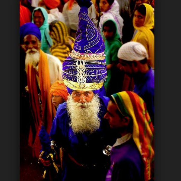The Meaning of Khalsa Colours | SikhNet