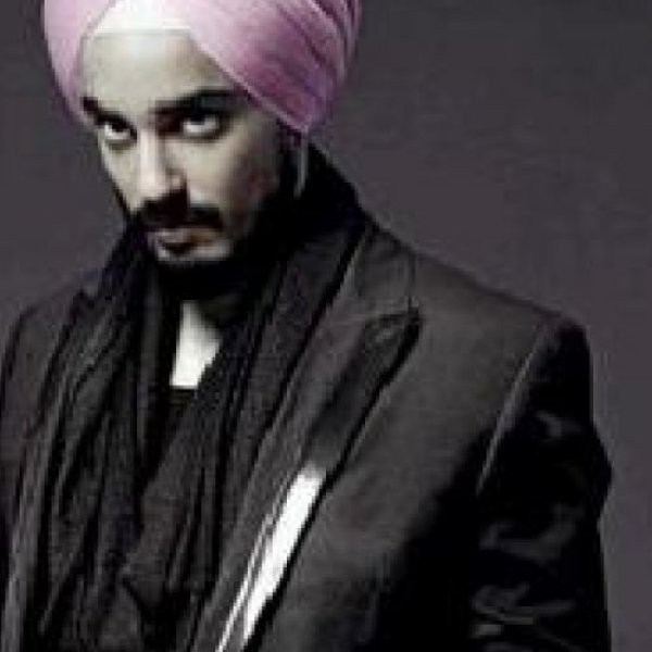 Embracing Differentness: Sikh Model Creating Waves across the Globe ...