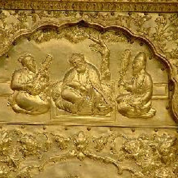 Artisans keep copper bas-relief art alive in Amritsar | SikhNet