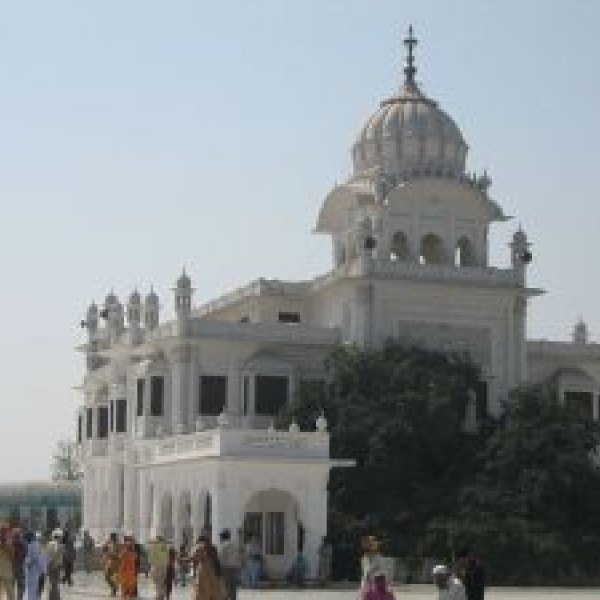 Leafing Through History | SikhNet