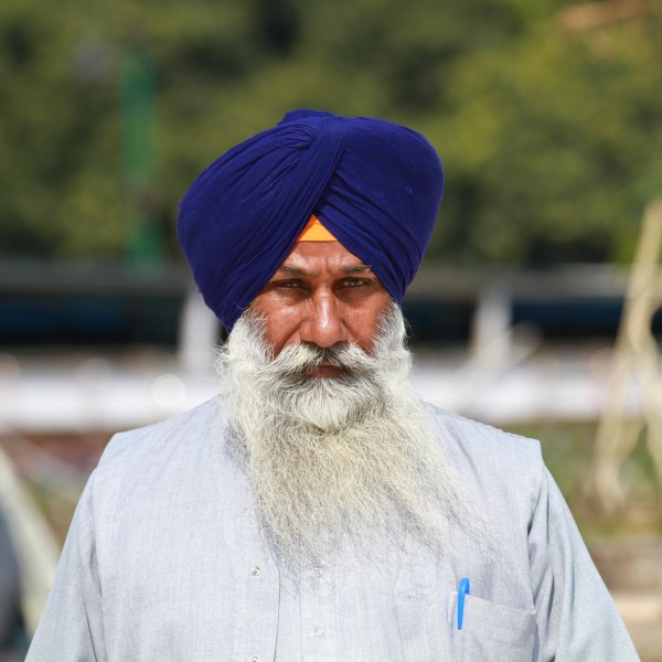 Which Religion Wears A Turban