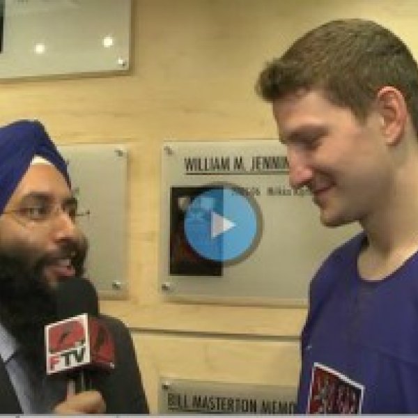 Sikh Sports Announcer Teaches Player Punjabi | SikhNet