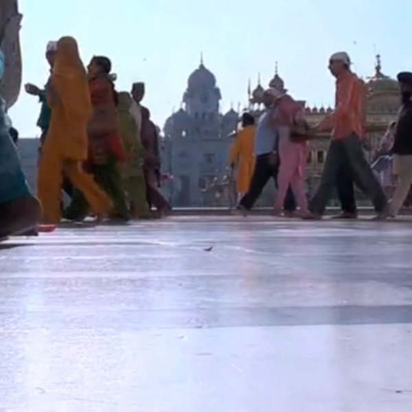 Kitchen of the Golden Temple | SikhNet