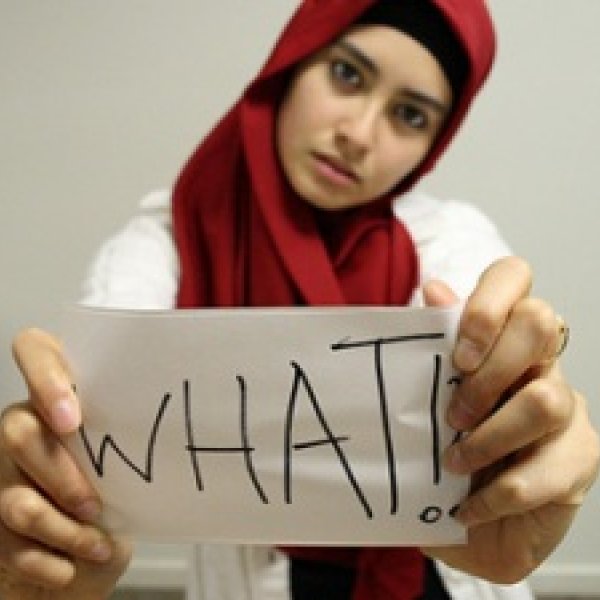 Islamic head scarves ("Hijab") take fashion cues | SikhNet