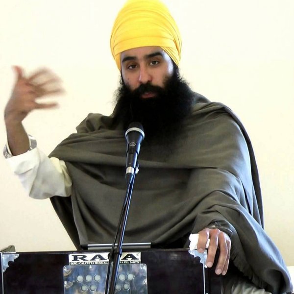 Jagraj Singh, Diagnosed With Cancer, Stays in Chardi Kala | SikhNet