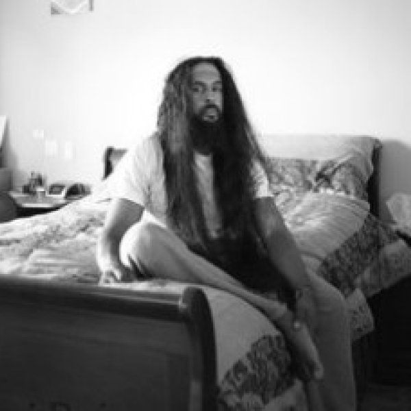 Photographer Reveals Sikh Men's Hair for Photo Exhibit | SikhNet