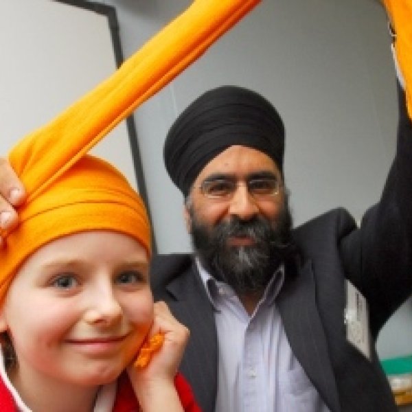 Pupils discover Sikh way of life | SikhNet