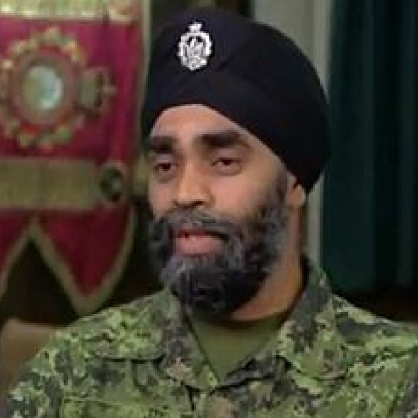First Sikh Canadian takes command of BC regiment | SikhNet