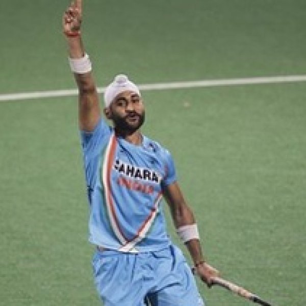 Sandeep Singh, man of the moment! | SikhNet