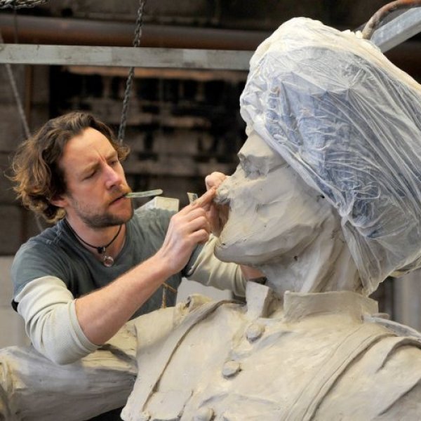 Wolverhampton Council provides a £35,000 boost to an Inspirational Sikh Monument | SikhNet