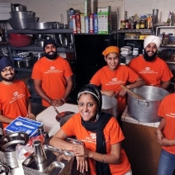 Sikh group gives 'selfless service' to feed Yuba-Sutter needy | SikhNet