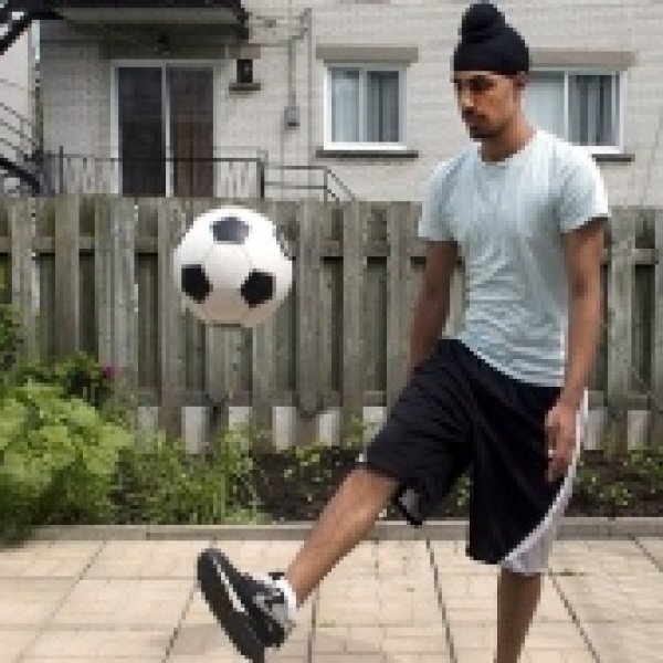 Turbans Now Allowed in Soccer Internationally | SikhNet