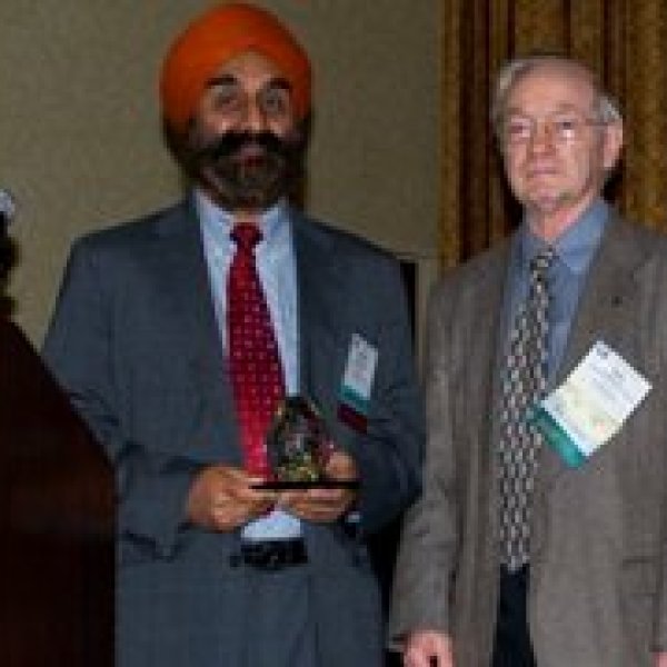 Dr. Jas Sandhu, First Sikh, bestowed "The ASNT Fellow Award" | SikhNet
