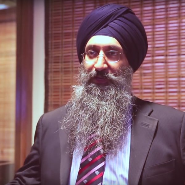 How Suneet Singh Tuli powered DataWind to become top tablet player in ...