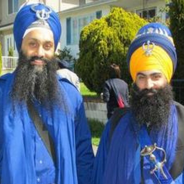 Modern Sikhs explain why they dress like traditional warriors | SikhNet