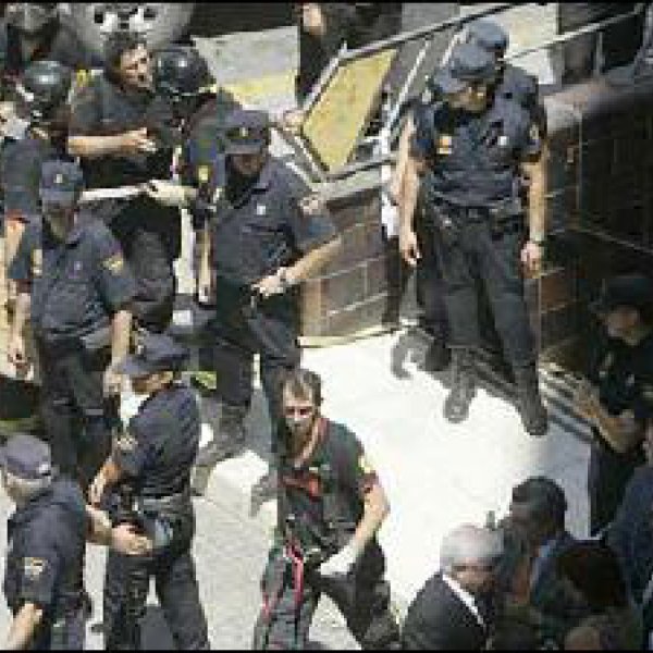 Spanish police apologise to Sikh for removing turban. | SikhNet