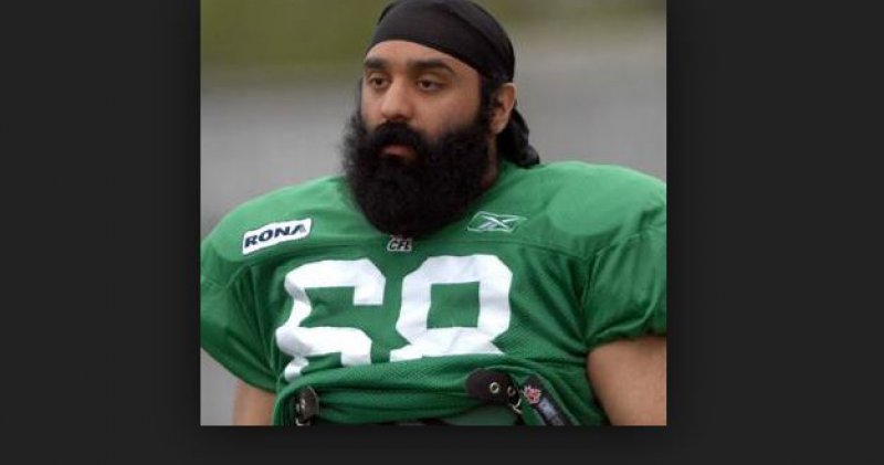 Navraj Singh Bassi plays Canadian football | SikhNet