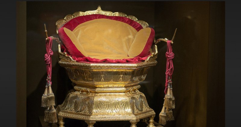 Shining History: Ranjit Singh's Golden Throne Opens to the Public | SikhNet