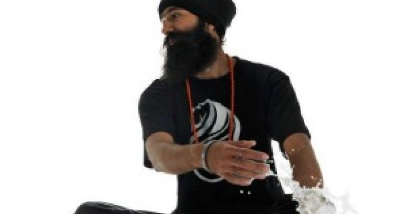 Rapper Teaches Sikh History | SikhNet