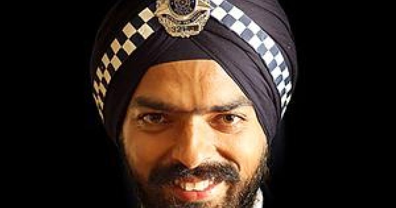 Turbanator Amitoj Singh is out to keep the peace | SikhNet