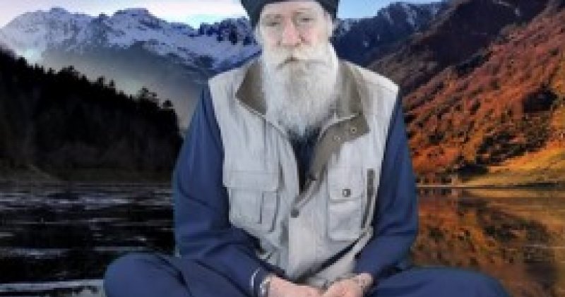 Man in Blue on Sant-Sipahi | SikhNet