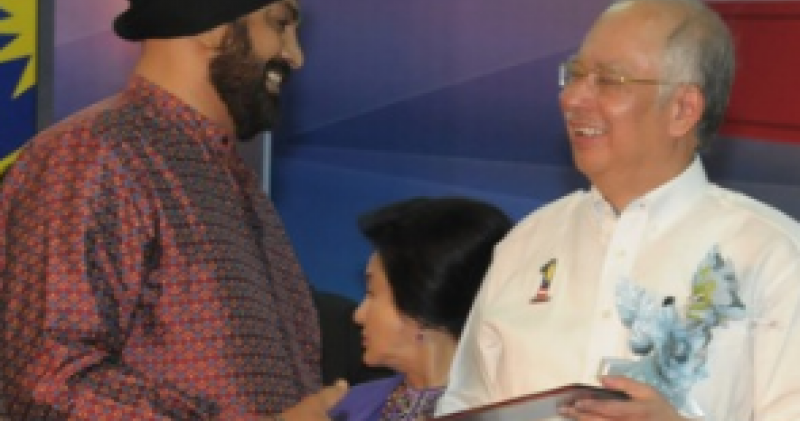 Award from PM of Malaysia for a Sikh - Joe Mahinder Singh | SikhNet
