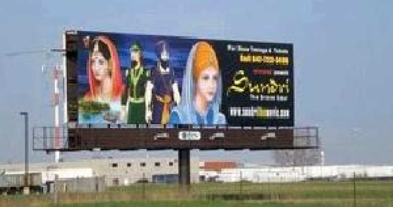 Sundri show attracts over 5000 people in Toronto | SikhNet