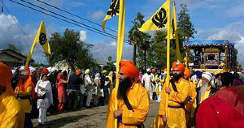 Guru’s Words Reign Supreme at 29th Sikh Parade in Yuba City | SikhNet